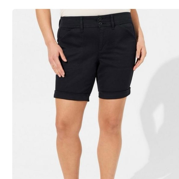 torrid | Shorts | Nwt Torrid Black Midrise Twill Bermuda Shorts Size 22 ...